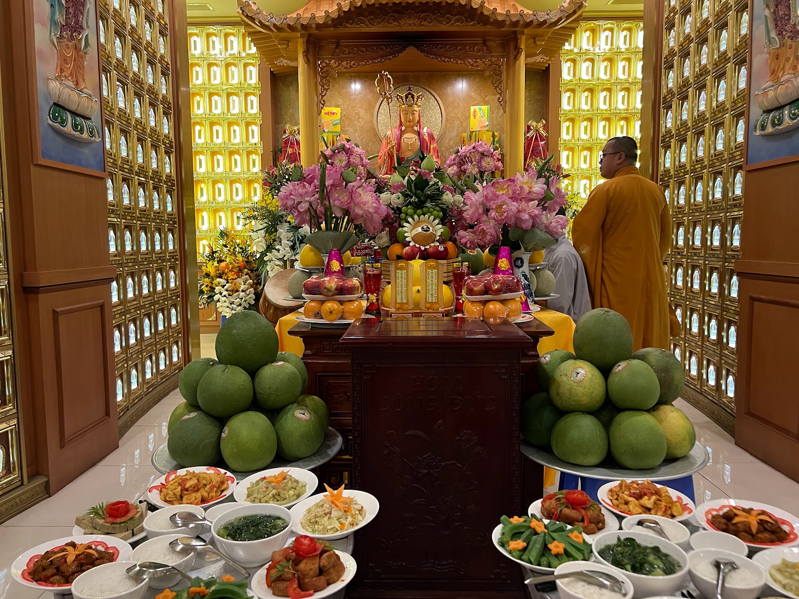 Chùa Long Hưng - chùa Phương Trạch
