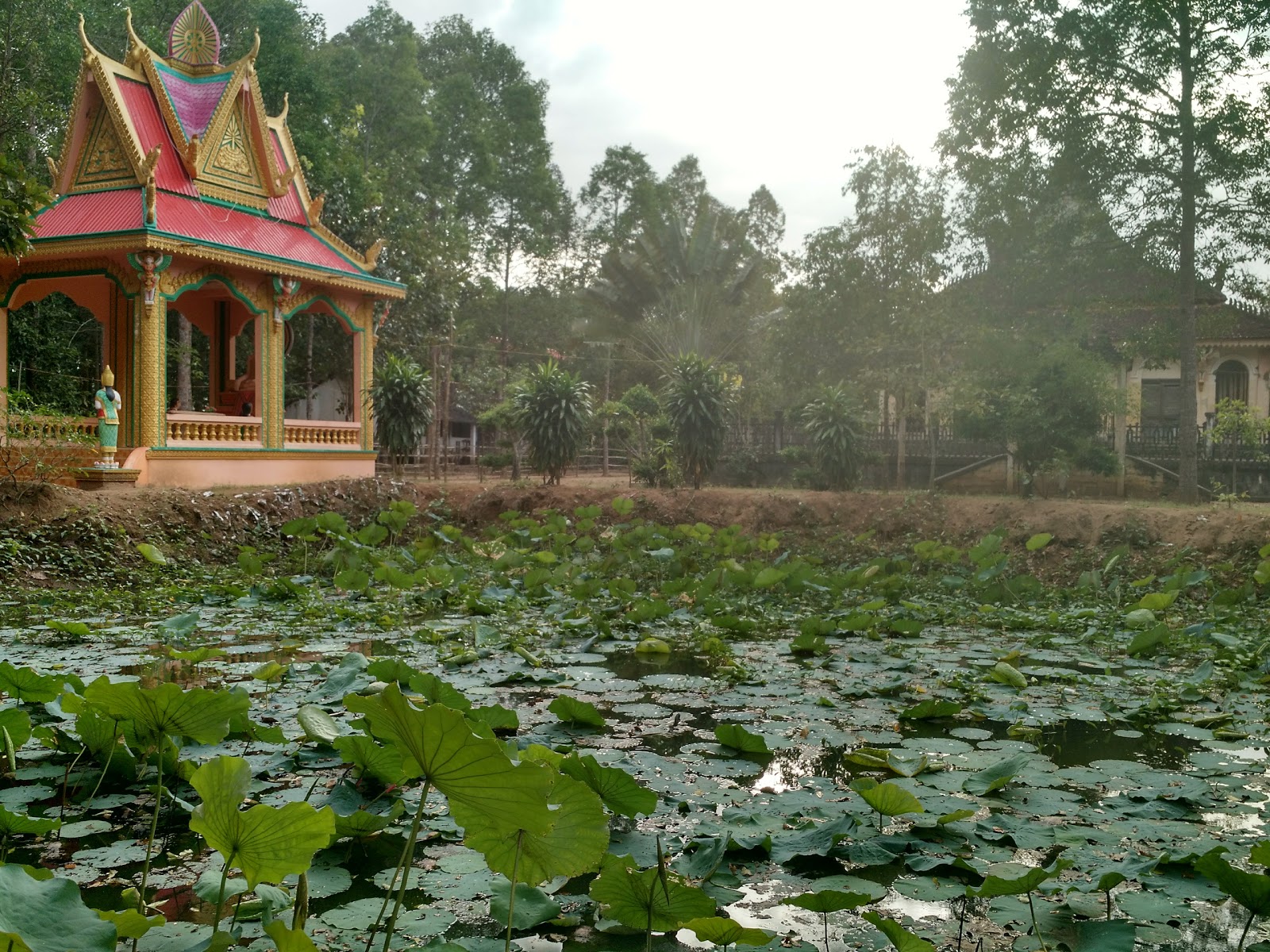 Chùa Bàharì chùa Lớn